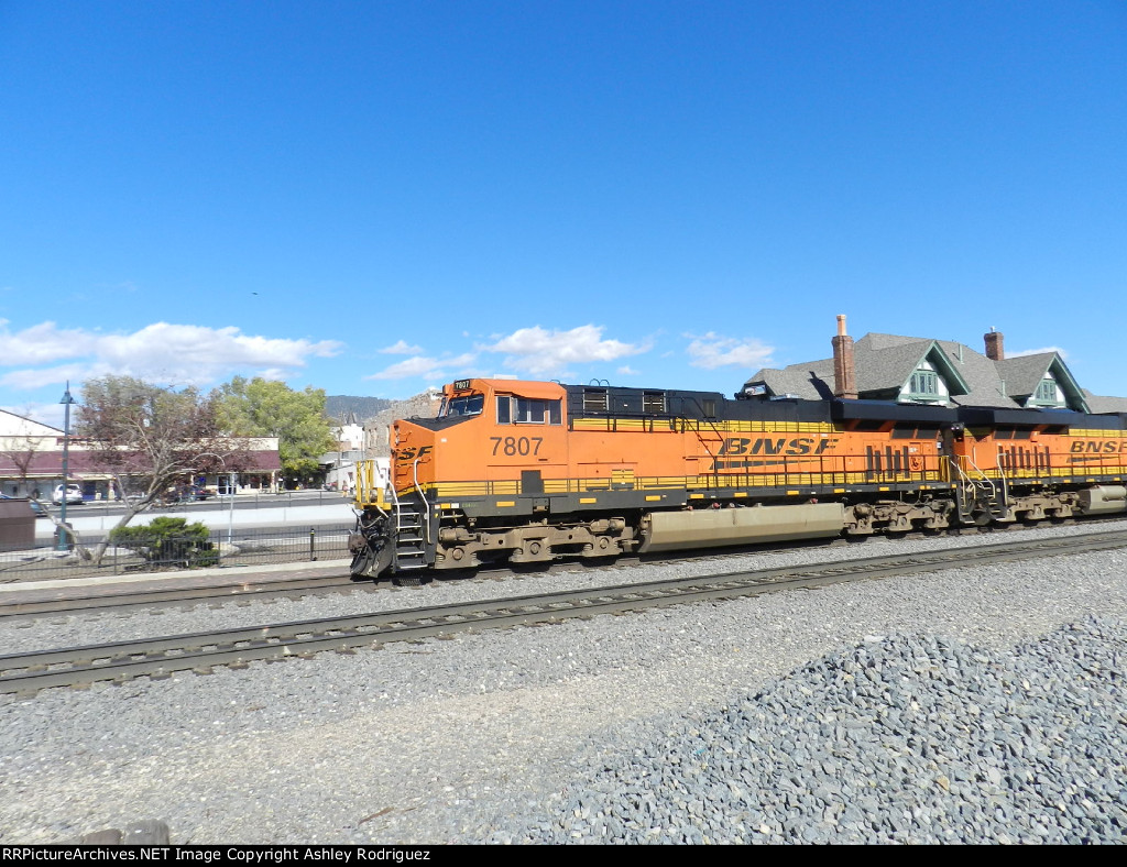 BNSF 7807